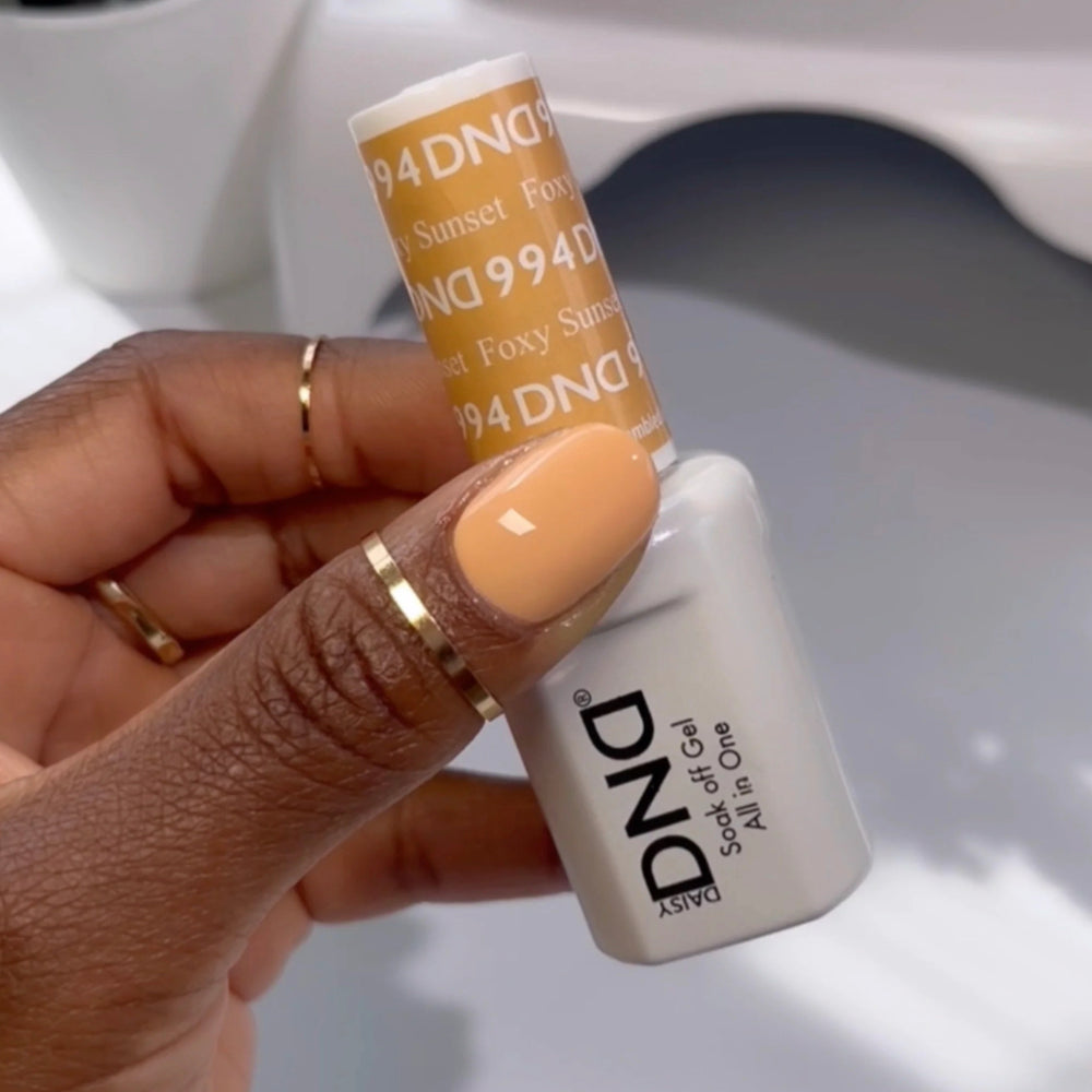 Daisy DND Gel Polish - Foxy Sunset #994 (with Free Matching Polish ...